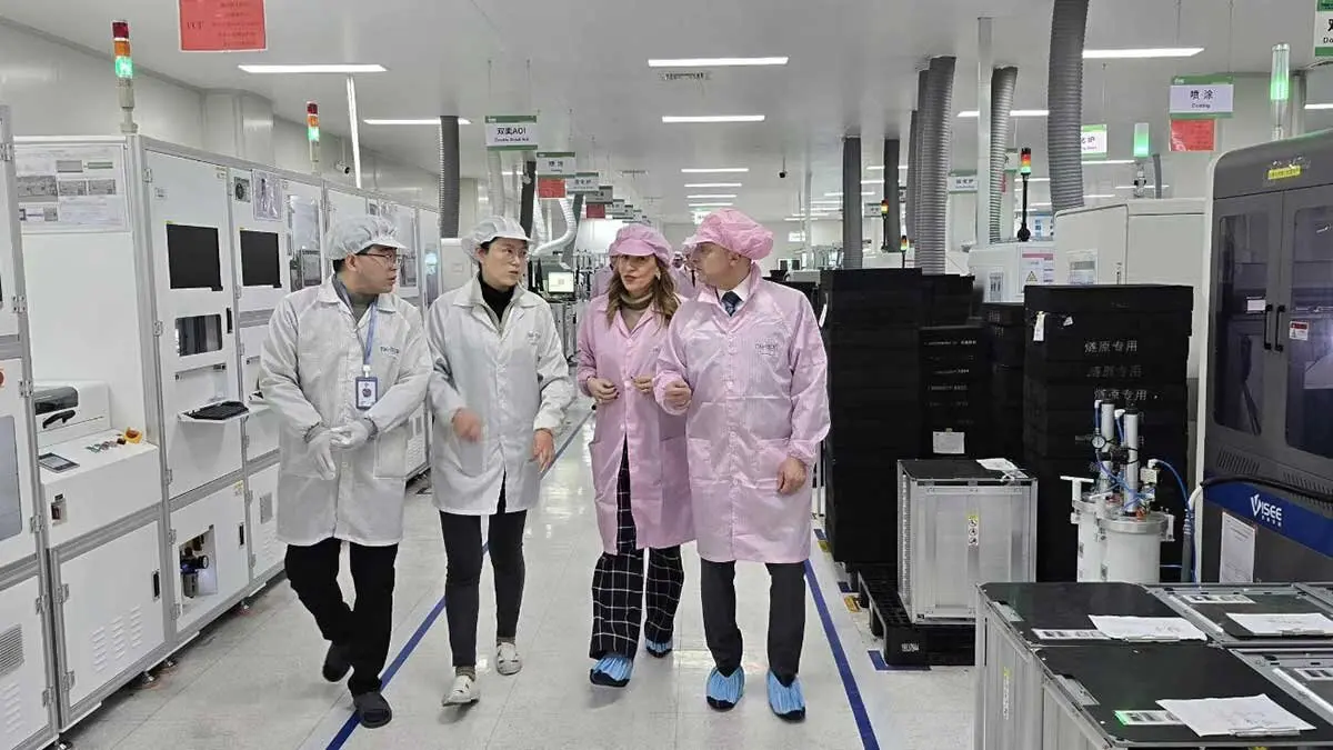 Chinese giant TDG Group will set up in Zaragoza, creating 800 jobs over ...